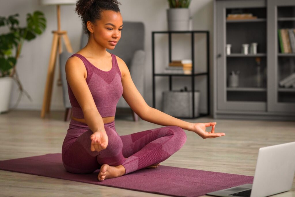 6 Fabulous and Free Morning Guided Meditation Videos • Yoga Basics ...